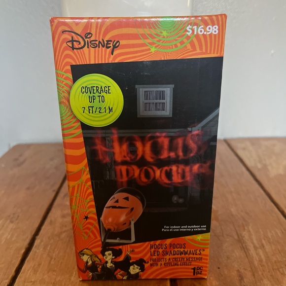 Disney | Holiday | Disneys Hocus Pocus Led Shadow Waves | Poshmark